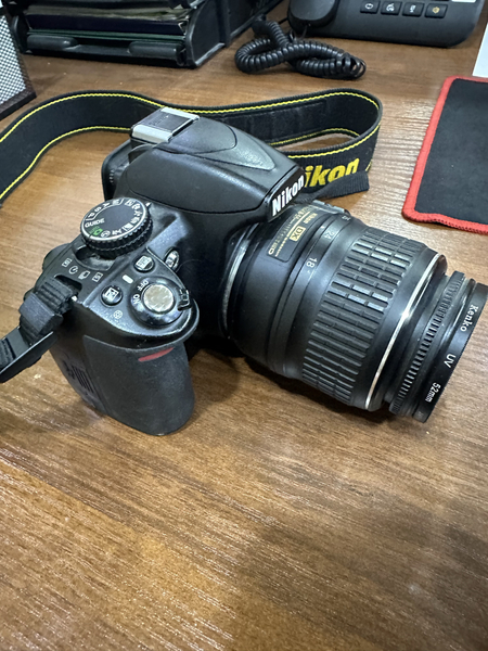 Nikon D3100 srochna