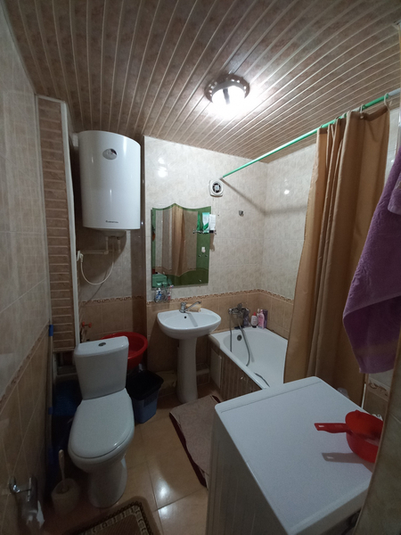 Продаётся 2х комнатная квартира на 2 этаже в Саттепо ресторан Севинч