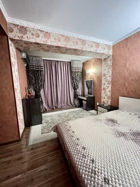 Сдается квартира в центре Мирабад метро Ойбек