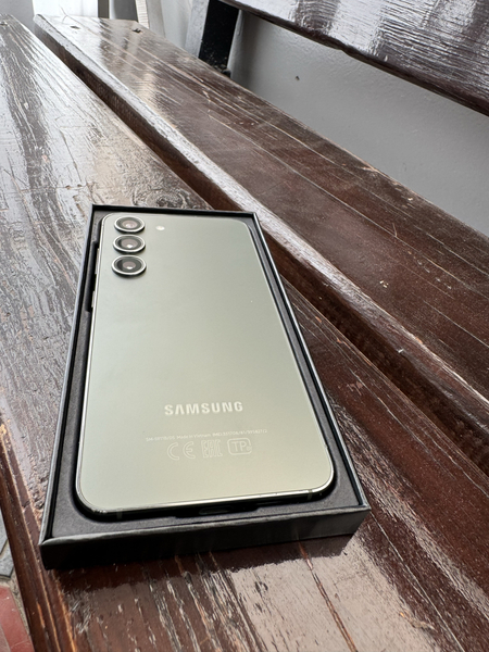 Samsung galaxy s23 256gb