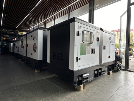 Дизелный Генератор 20KVA (16кВт)