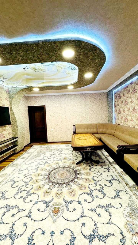 Дружба Народов  .2/2/9.  'отд вход'   { мебель + техника + 65м² }