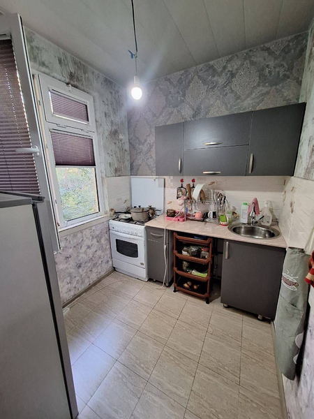 Chilonzor 7  3/4/4/ móljal  Katortal   maydoni 65m2