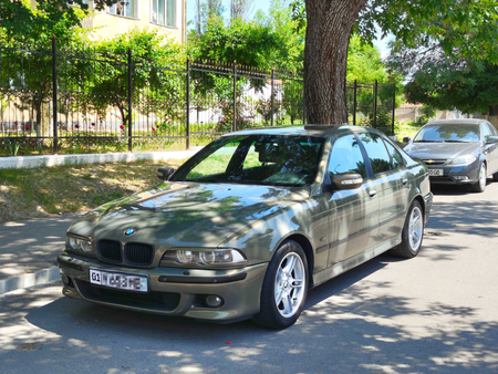 BMW 530 E39 механика 3 литра