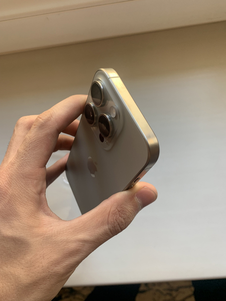 Iphone 15 pro KH/A 256g Natural titanium