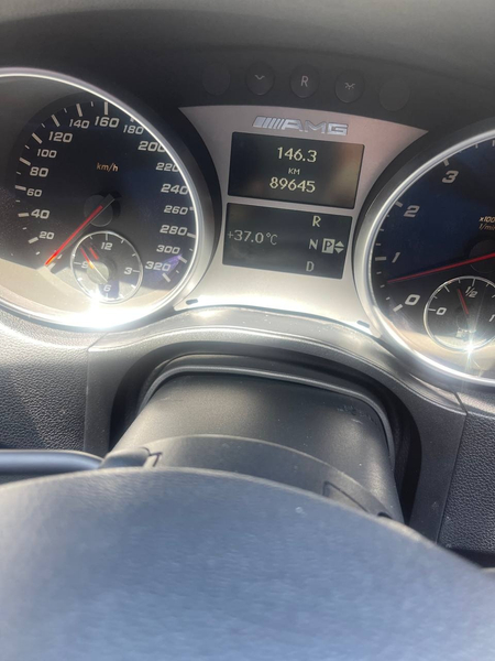 Mercedes ML 500 xolati zor 99000 yurgan