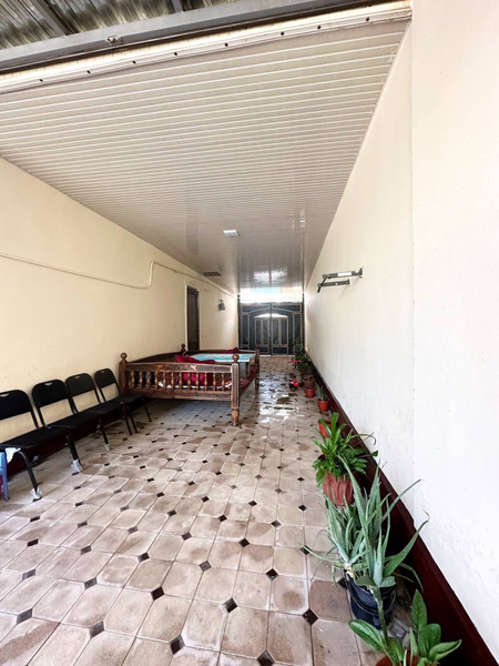 SOTILADI katta hovli