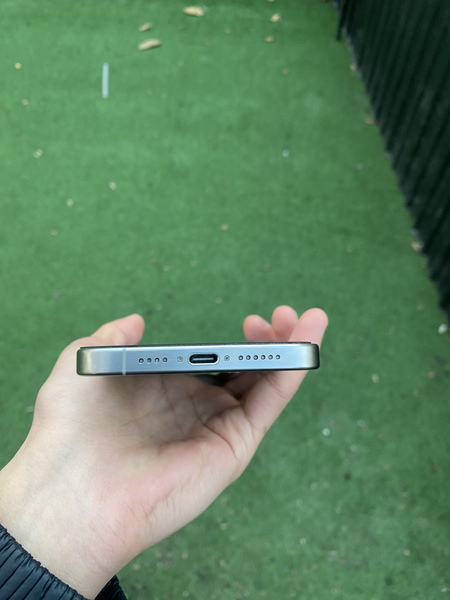 Iphone 15 pro max 97%