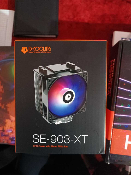 CPU i3 10100f (4 yadr 8 patok) 
GPU rx 580 8gb ddr5