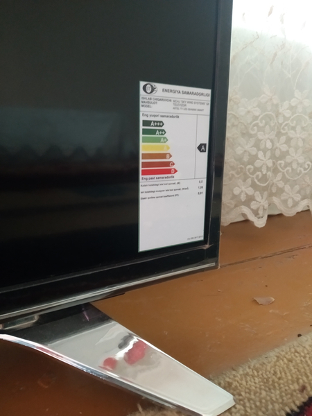 Artel smart 55 Full HD. televizor