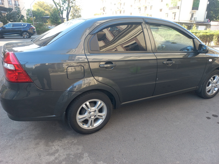 Некся 3 автомад сотилади. ТОЗЗА
