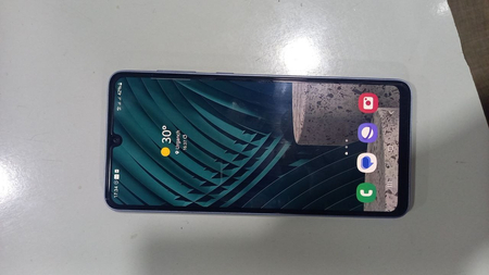 SAMSUNG A 33 kafolatlari bilan telefon ideal