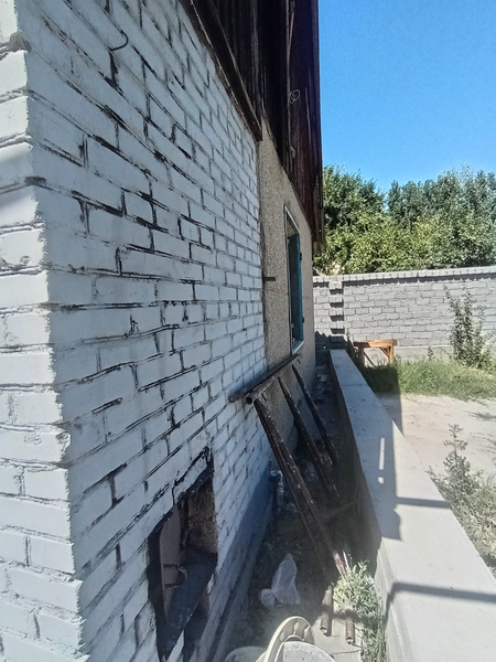 Azadbash dacha sotiladi 2 ta uchastka