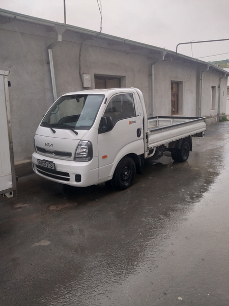 Автомашины  KIA BONGO