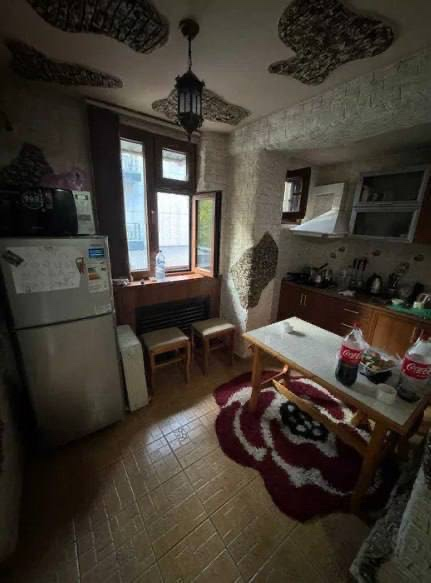 Чиоанзар7. 2в3комнатная. Зеркалка на 2этаже