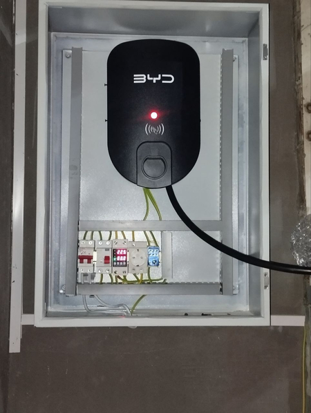 Universal Elektirik ishlari