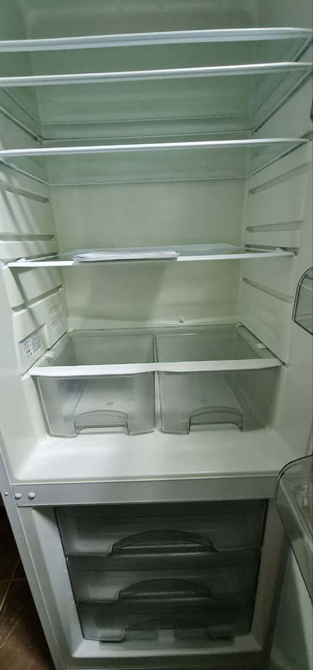 Продается холодильник Атлант