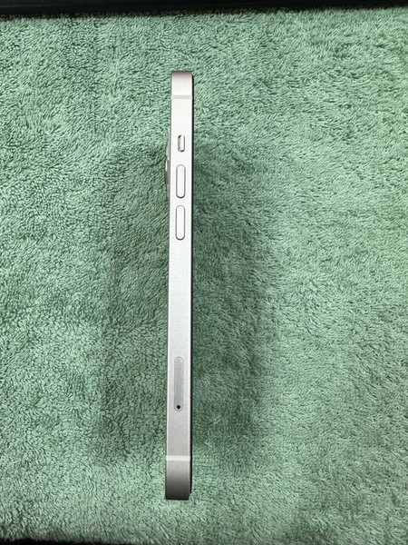 Iphone 13 128 mb LLA