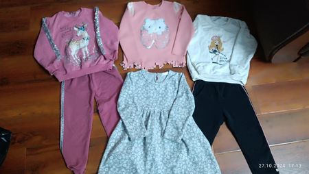 Одежда на девочку 4-5  лет б/у.В хорошем состоянии