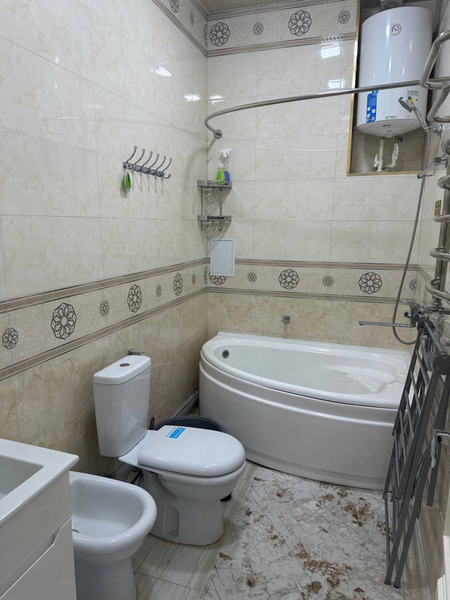 Продается Квартира Яккасаройский Район Орентир ЖК Саламатина /