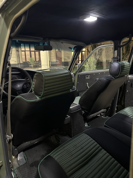 Toyota  Land Cruiser 80