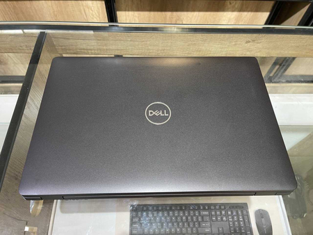DELL Latitude 5500 Intel Core i7-8665U vPRO озу8гб 256ssd
