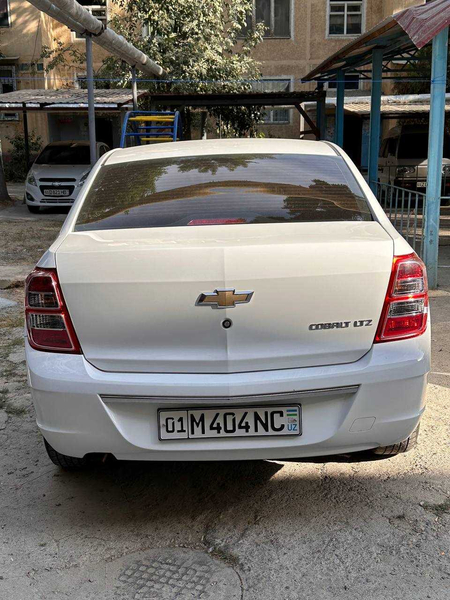 Cobalt оқ 2021 й 4-позиция 86000 юрган срочна сотилади 10500$ бўлиши.
