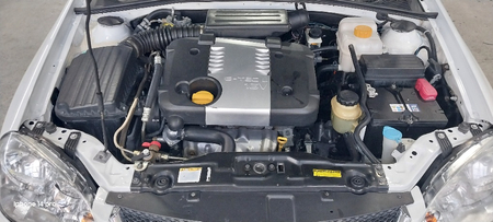 Lasetti 1.8 sotiladi