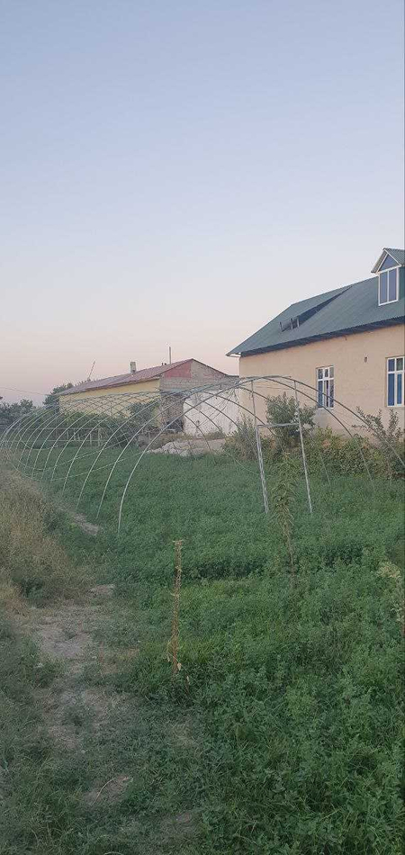 Parnik (issiqxona) trubalari sotiladi