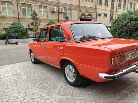 Vaz 21013 xolati ideal, 1985yil, 1 qo'l moshina.