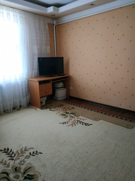 4х комнатная квартира в центре Нукуса