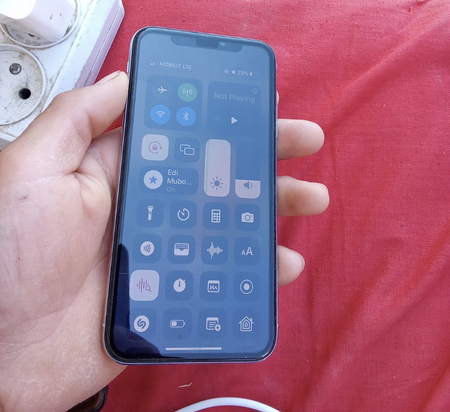 Iphone x garantya kafolati bilan