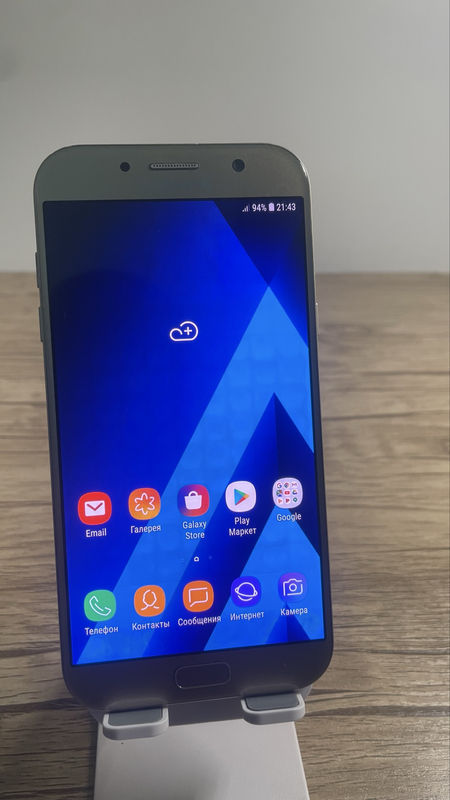 Samsung A7 sotiladi