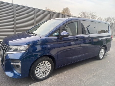 BAW M7 Luxury меневин автомашина.