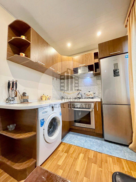 Продажа 1/2/4 Максим Горький . Сайохат . 42м2