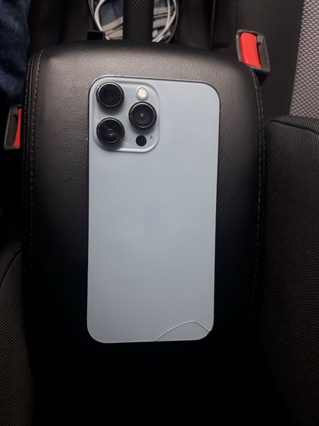 Iphone xr 13pro max korpusda xsga obmen bor