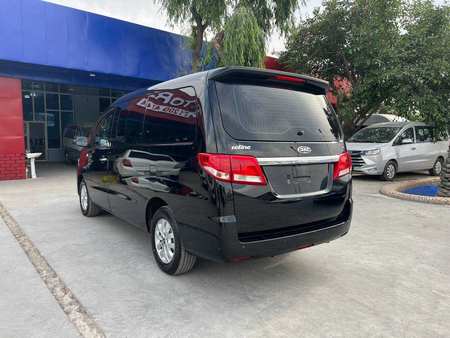 microavtobus jac M4