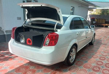 Продаётся  Lacetti