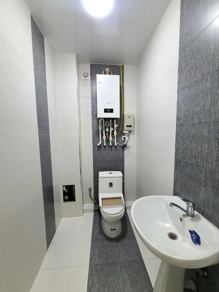 Продается 4 ком. Квартира на 2 этаже площадью 103 кв.м. Ор. Бакалея