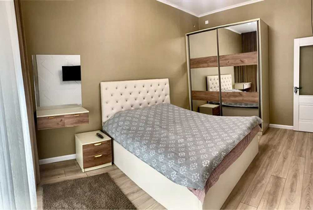 Сдаётся в аренду. ориентир Азербайджанский центр ID: 54908