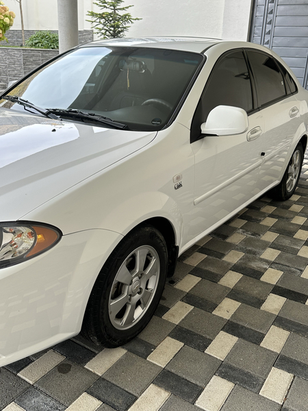 Chevrolet Gentra sotiladi