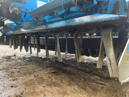 Lemken Saphir 7 Selka, Case, Claas Arion, John Deere tortadi