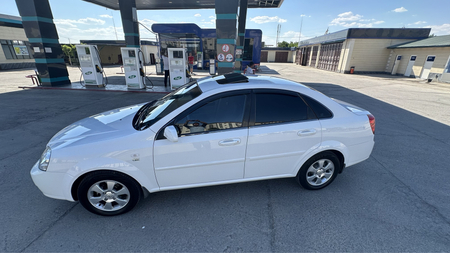 Lacetti chevrolet 1.8 СПГ