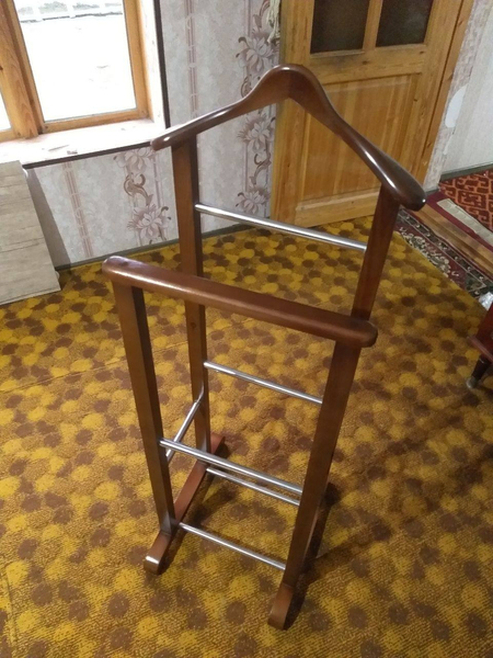 Вешалка для польто, костюма и т.д. (двойная). Качество супер! Оптом