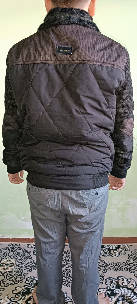 Куртка продаётся