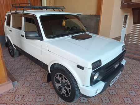 Нива URBAN 4x4 sotiladi