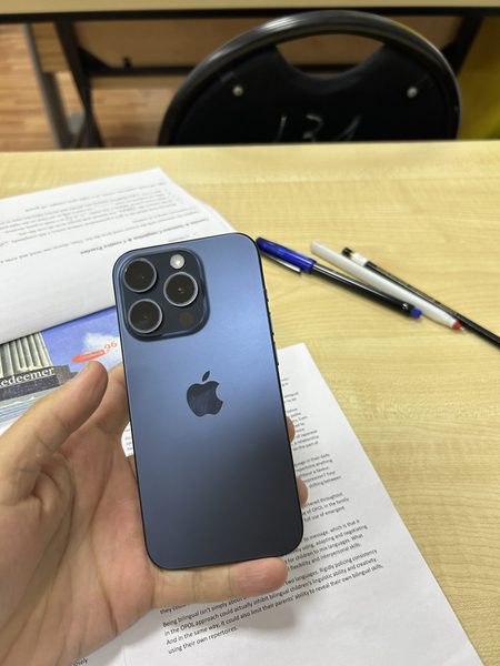 Iphone 15 pro 128 gb