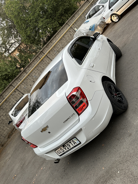 Chevrolet Cobalt 4 позиция Ltz  автомат монитор диски тонировка