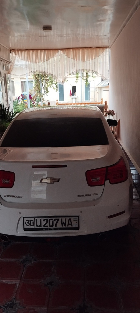 MALIBU 1 3 pazitsiya