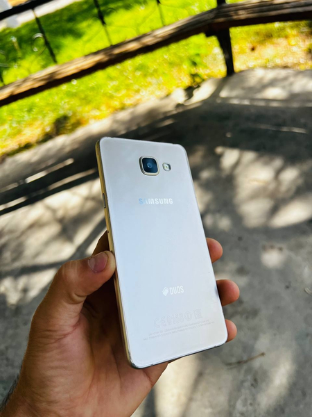 Telefon sotiladi A 5 2015 A5 2016